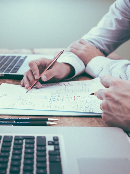 Concepts for on-site HV testing of GIS after installation, extension ...