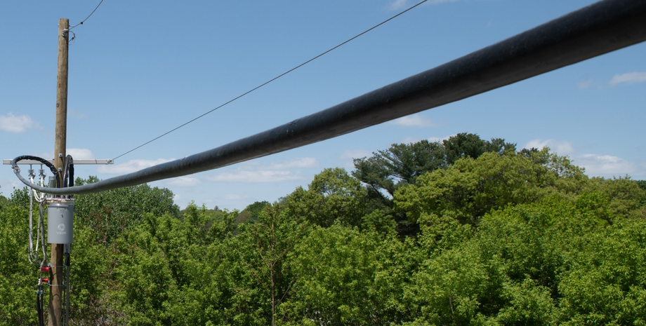 Overhead Superconducting Power Transmission | ELECTRA